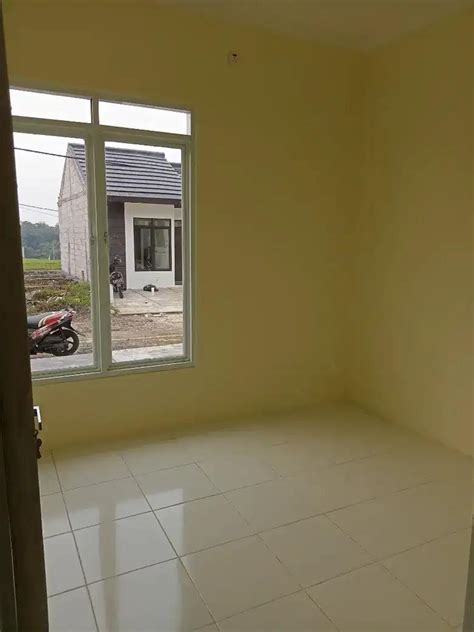 Take Over KPR Rumah Baru Minimalis Dalam Cluster Lokasi Ciomas Bogor
