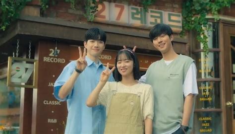 Sinopsis A Time Called You Adu Peran Ahn Hyo Seop Dan Jeon Yeo Been
