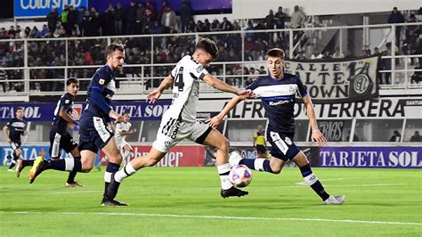 Central Córdoba no pudo romper el cero y empató con Gimnasia en el