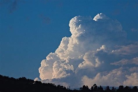 台風と地球温暖化の関係は 大型化や進路への影響はあるのか ロスゼロ