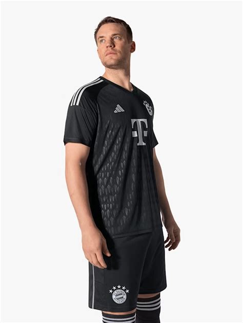 FC Bayern Brasileiro 10x On Twitter Manuel Neuer O Novo Kit De