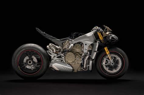 Ducati Streetfighter V2 Is Coming First Details DriveMag Riders