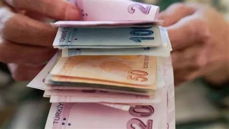 Geçtiğimiz Yıl 5 Bin TL Ödenmişti Emekliye 29 Ekim de Yeni İkramiye
