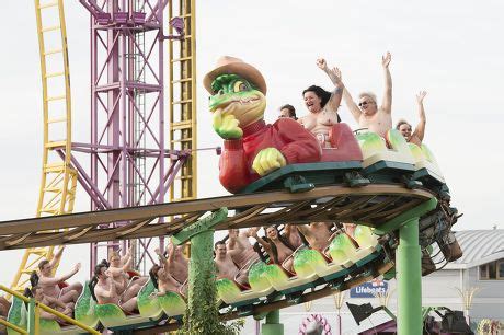 Im Genes De Naked Rollercoaster World Record Attempt At Adventure