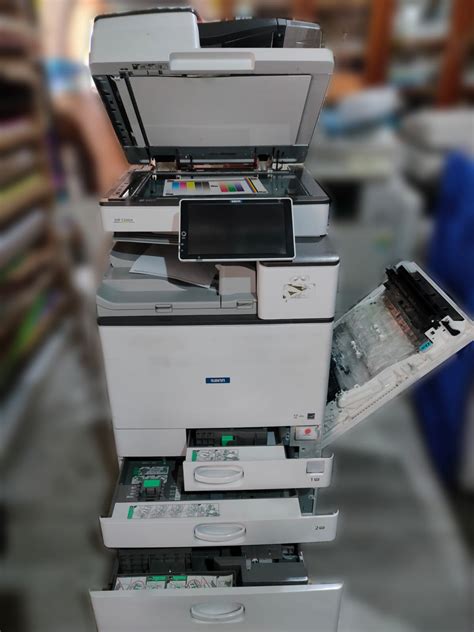 Copiadora RICOH MP C6004 Colores Induscop