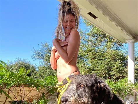 Heidi Klum Topless On Self Isolation Photos The Fappening