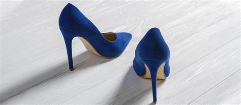 Total 101 Imagen Outfit Con Zapatos Azul Marino Abzlocal Mx