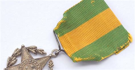 Medalhas Raras Medalha de 20 anos de bons Serviços