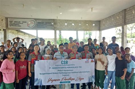 Peduli Pendidikan Bersama PT Bangun Karya Perkasa Jaya Tbk Surabaya