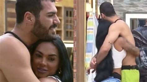 A Fazenda Web Aponta Flerte De Shayan E Kamila Simioni V Deo