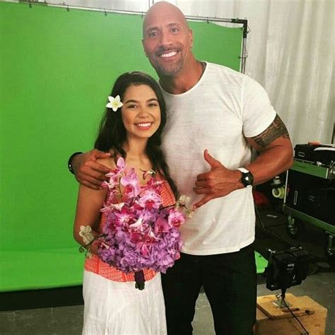 Séries TV Show BR on Twitter Aulii Cravalho e Dwayne Johnson irão