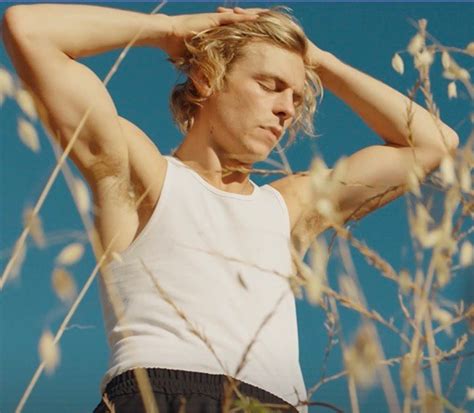 Male Celebrity Armpits On Tumblr Ross Lynch