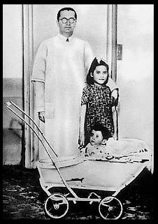 La madre más joven de la historia y un cuentico Curioseando