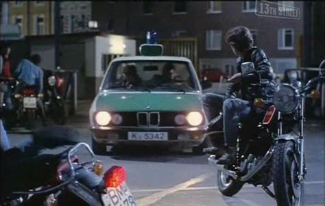 IMCDb org Yamaha SR 500 in Der Bulle das Mädchen 1985