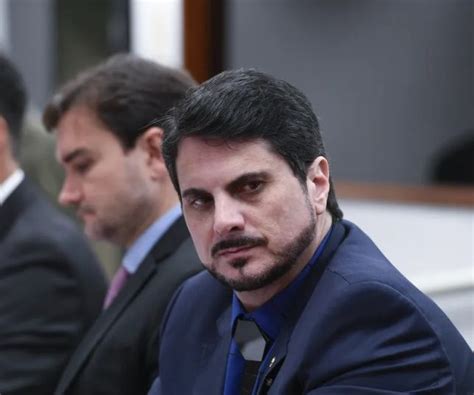 Notícias Marcos do Val diz que recebeu proposta golpista de Daniel