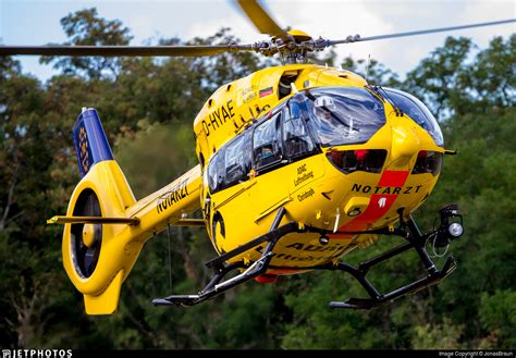 D HYAE Airbus Helicopters H145 ADAC Luftrettung JonasBraun