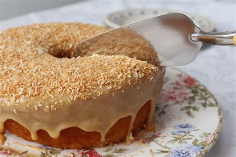Bolo De Coco Cobertura De Doce Leite Essa Receita Funciona