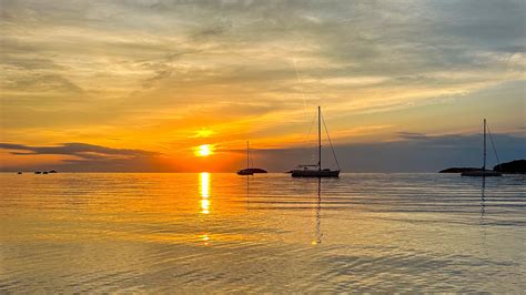 Sea Boats Sunset Reflection Clouds Sky Silhouette Background K Hd