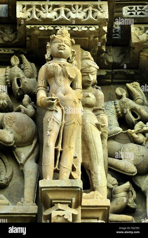 Apsara And Nayika Adinath Temple Khajuraho Madhya Pradesh India Stock