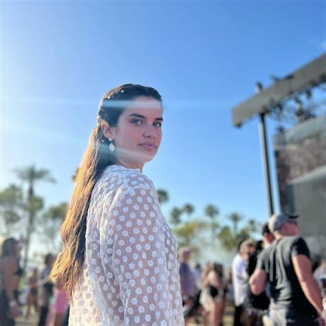 Sara Sampaio Posa Toda Nua Em Dia Especial Nuno Markl Mete Se A