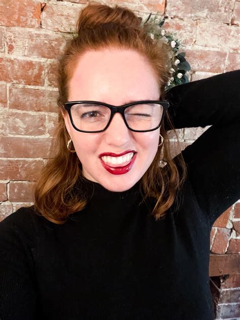 We Love Redheads In Black Dresses And Red Lips Sexy