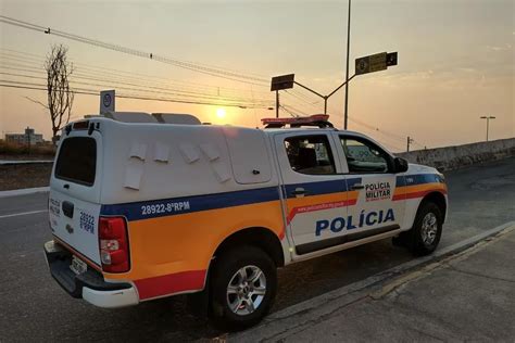 Mãe abandona bebê de 1 ano em casa onde guardava drogas e vai à