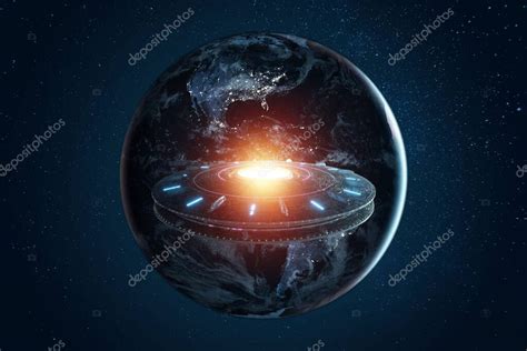 OVNI Una Placa Alien Gena Flotaba Inm Vil En El Espacio Sobre El Fondo