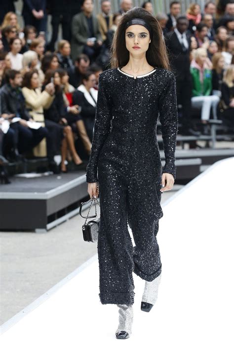 Chanel Ready To Wear Fashion Show Collection Fall Winter 2017