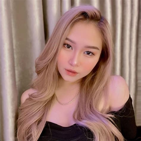 M Y Bae Tiktok L Ai Ti U S T N Th T Tu I Chi U Cao V B N Trai