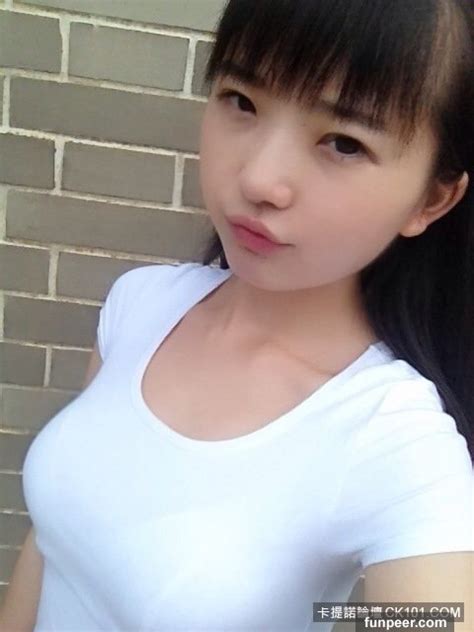 小小年紀就那麼兇國小E罩杯童顏巨乳正妹十早最新私照曝光 100P