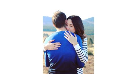 Photo Renaud Lavillenie et Anaïs Poumarat vont se marier Le