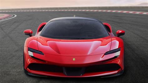 2024 Lamborghini Revuelto Vs Ferrari SF90 Stradale Comparison Setting