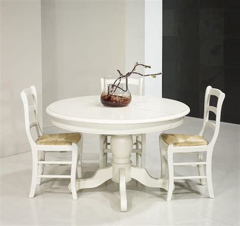Table ronde pied central réalisée en Merisier Massif de style Louis