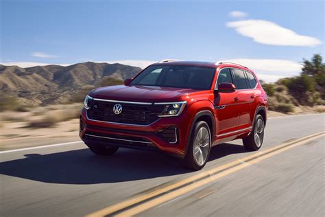 First Look 2024 Volkswagen Atlas Gets An Interior Makeover New Engine