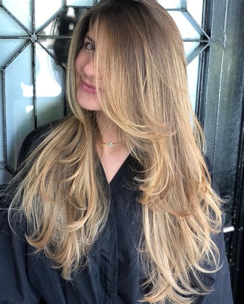 40 Trendy Hairstyles And Haircuts For Long Layered Hair To Rock In 2022