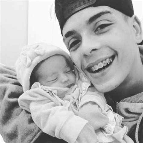 Ex de MC Kevin diz que sua filha o funkeiro ainda não sabe da perda