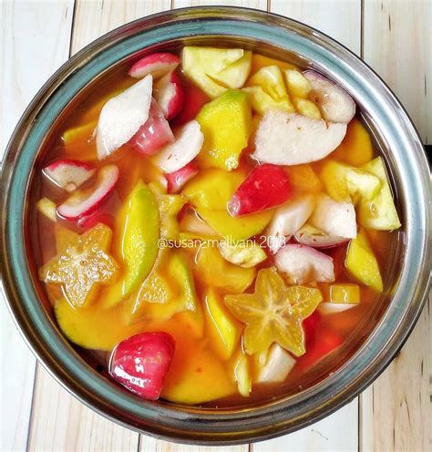 Asinan Buah Segar Dan Mantap Disajikan Saat Cuaca Terik Easy