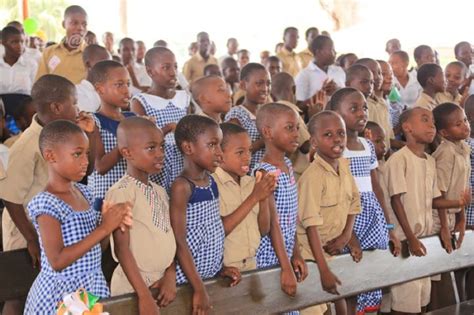 Côte dIvoire Éducation les inscriptions à la maternelle et au CP1