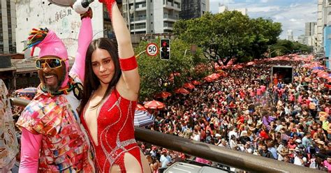 Carnaval Acadêmicos do Baixo Augusta recebe Olodum Alessandra Negrini