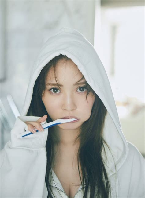 美少女で一息 on Twitter 小坂菜緒 加藤史帆 朝彼女より少し遅れて起きておはようって一緒に歯を磨く どっちがいい