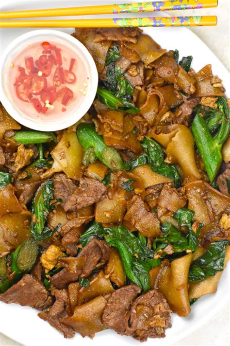 Authentic Thai Pad See Ew Gypsyplate