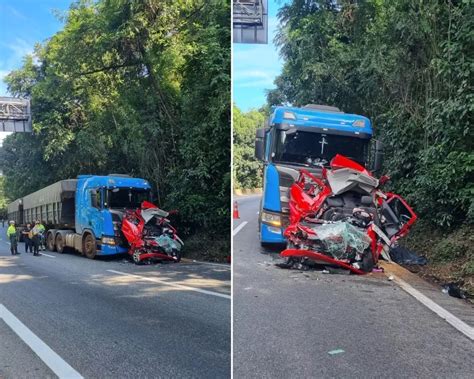 Dentista morre após carro ser esmagado por carretas na Via Anchieta