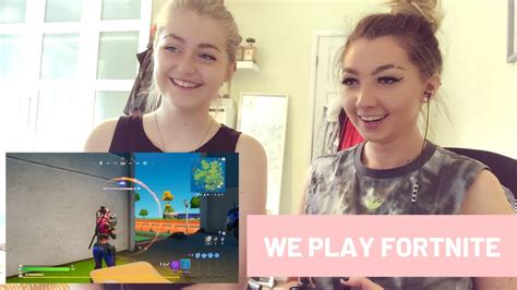 We Play Fortnite Lesbian Couple Youtube