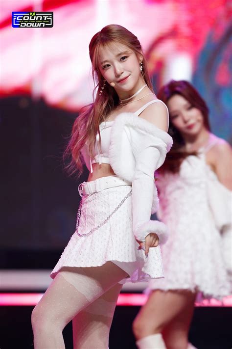 Pin On Fromis 9