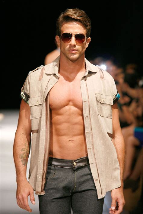 Famous Naked Good Looking Men Agency Tips For Male Models