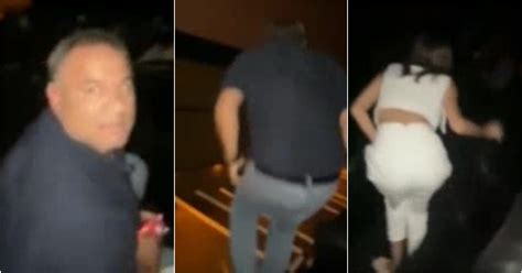 Escándalo en el cine Mujer sorprende a su esposo disfrutando de una