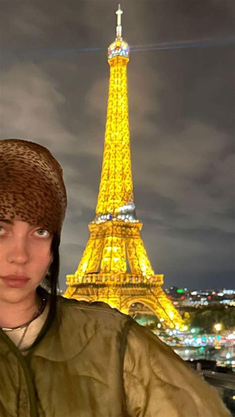 Billie Eilish In Paris Billie Eilish Billie Singer