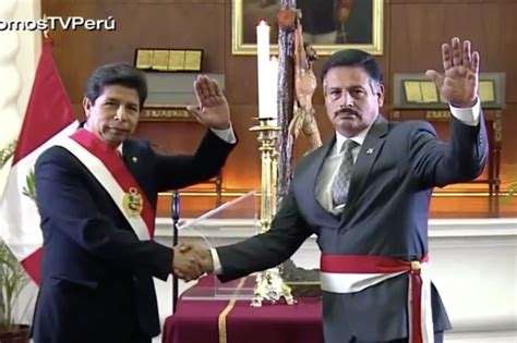 Pedro Castillo Tom Juramento A Nuevos Ministros De Transportes Y