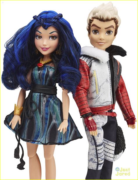 Descendants Mal And Evie Dolls