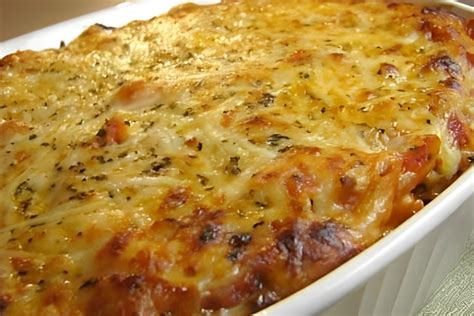 Gratinado de repolho assado no forno um prato leve e saudável para seu